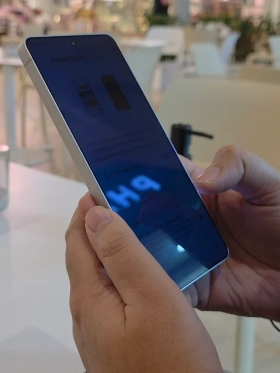 Galaxy S26 Ultra Privacy Display: A Game-Changer for Public Phone Use ...